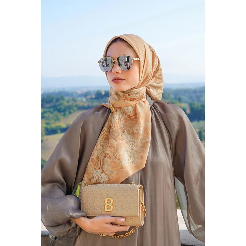 Jual Buttonscarves Tuscany Series (New Product) | Shopee Indonesia