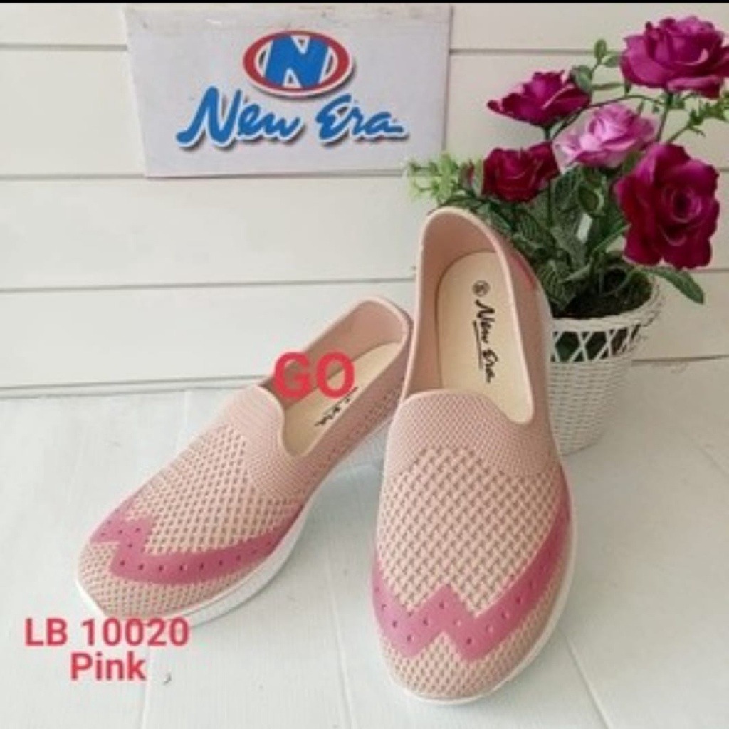 Jual gos ATT AFL 527 & NEW ERA LB 10020 Sepatu Slip On Wanita Abstrak ...