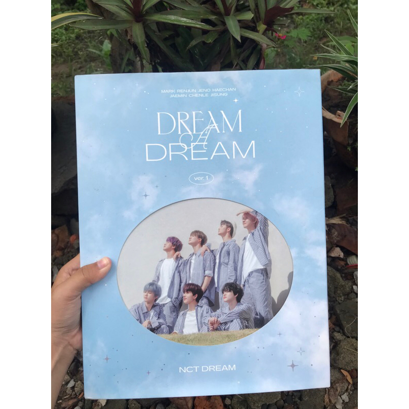 Jual (BOOKED) PHOTOBOOK ONLY DREAM A DREAM Vol. 1 | Shopee Indonesia