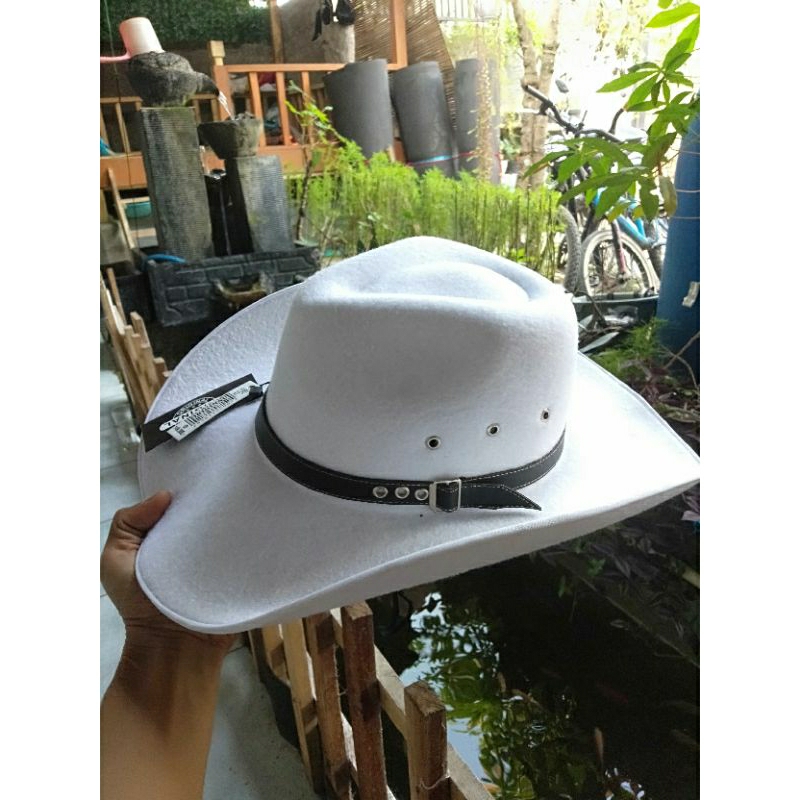 Jual topi kowboy daun jumbo | Shopee Indonesia