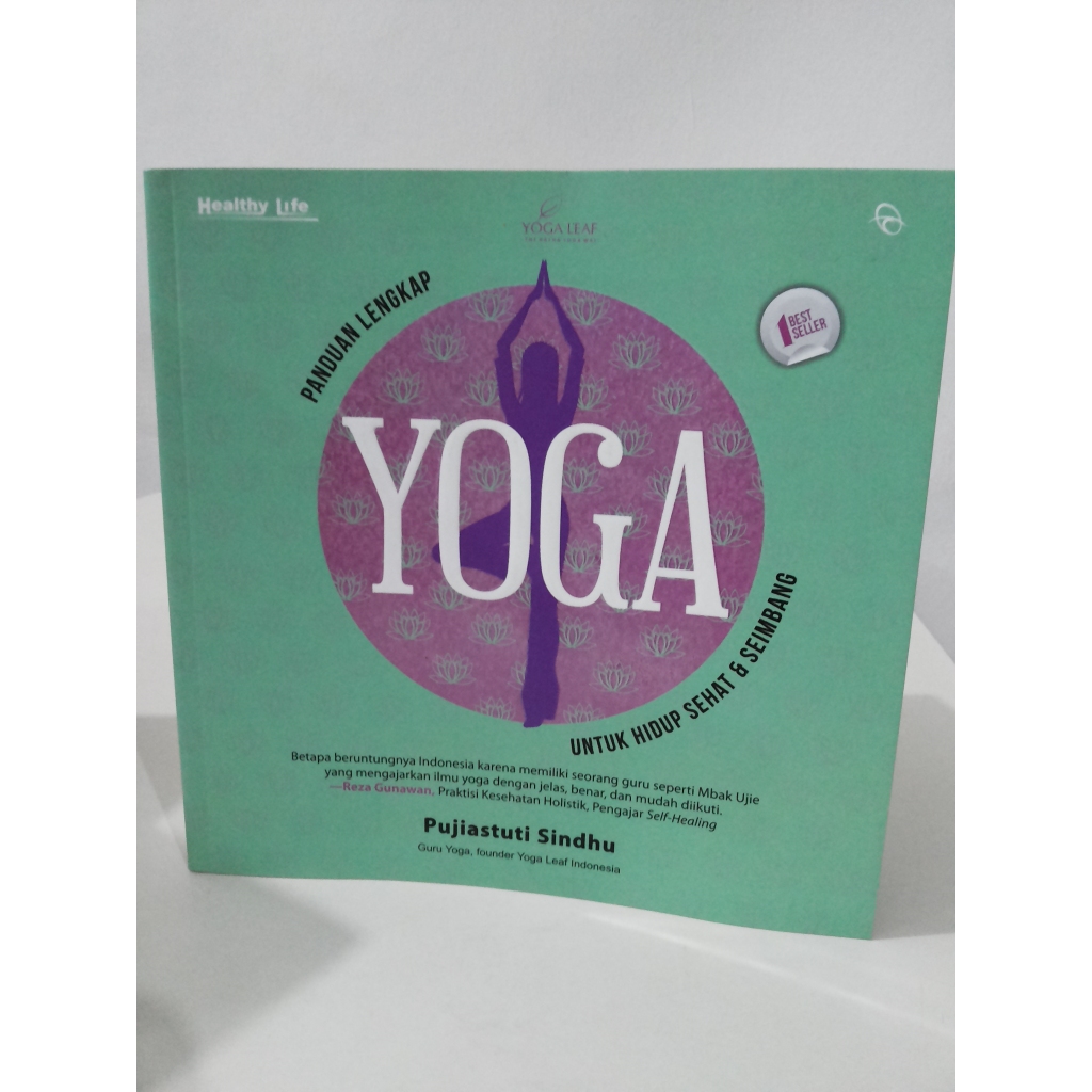Jual Buku Panduan Lengkap Yoga untuk Hidup Sehat & Seimbang --- Pujiastuti Sindhu | Shopee Indonesia