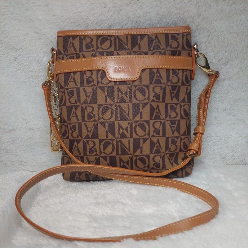 Jual Tasa sling BONIA | Shopee Indonesia