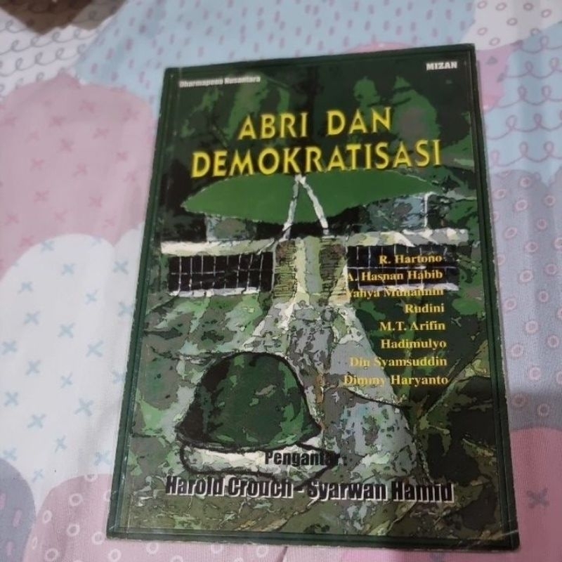 Jual ABRI DAN DEMOKRATISASI Rudini R. Hartono Harold Crouch dkk ...