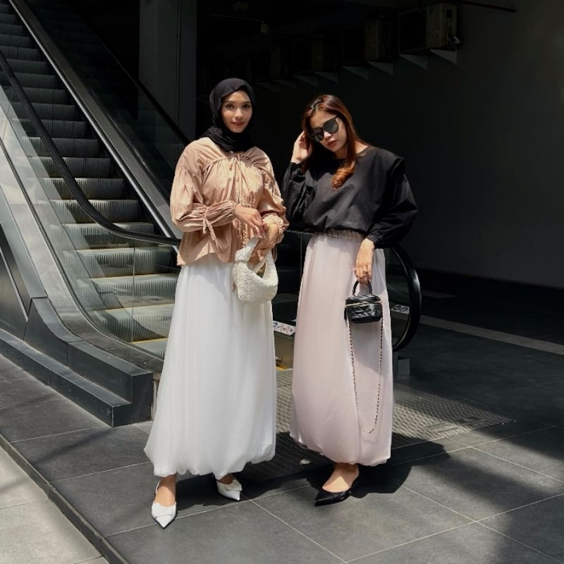 Jual Lana Skirt | SATU Attire | Rok Satin | Rok Balon | Shopee Indonesia