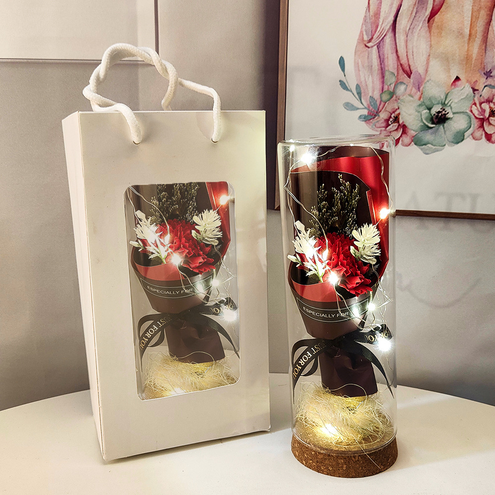 Jual Gift Box Bunga Mawar / Bunga Mawar Dekorasi / Kado Pacar Kado Unik ...