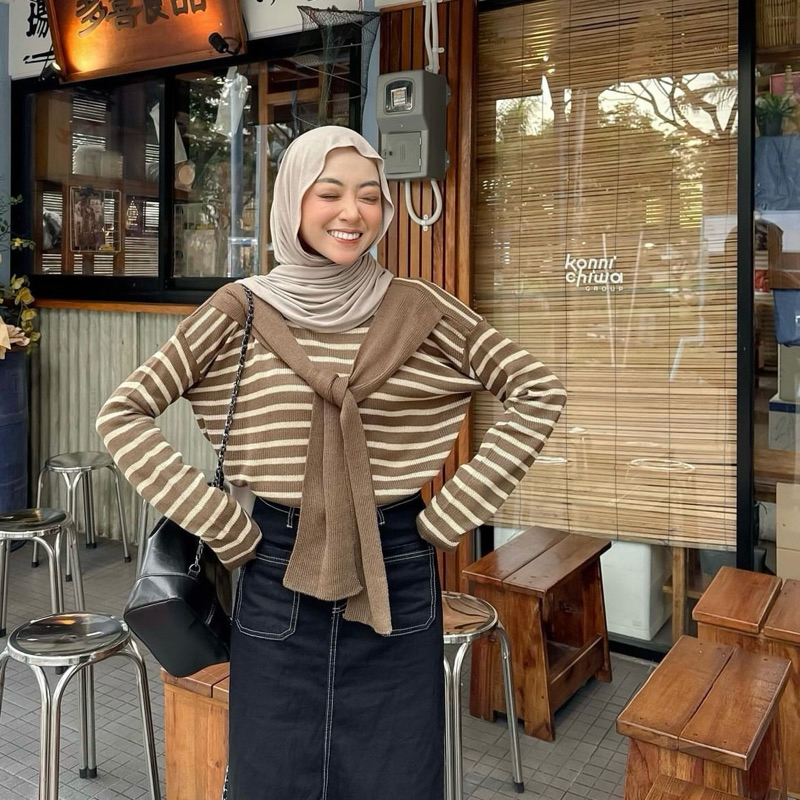 Jual Cirebon Cloth - Fiona Sweatsawl / Blouse Rajut Strip Dengan Syal ...