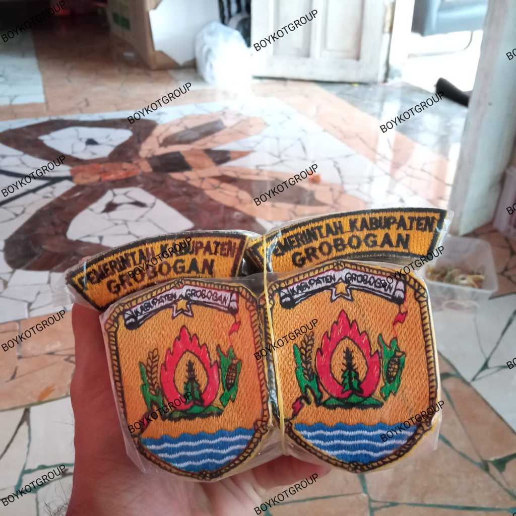 Jual 1 set/2 biji Logo PEMERINTAH KABUPATEN GROBOGAN full bordir ...