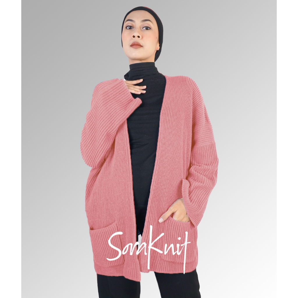 Jual Premium Sweater Cardigan Rajut Wanita Korea Oversize Knit wear Kardigan polos jumbo Dijamin ...