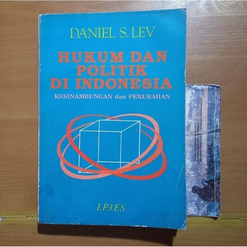 Jual Buku Hukum dan Politik di Indonesia - Daniel S. Lev | Shopee Indonesia