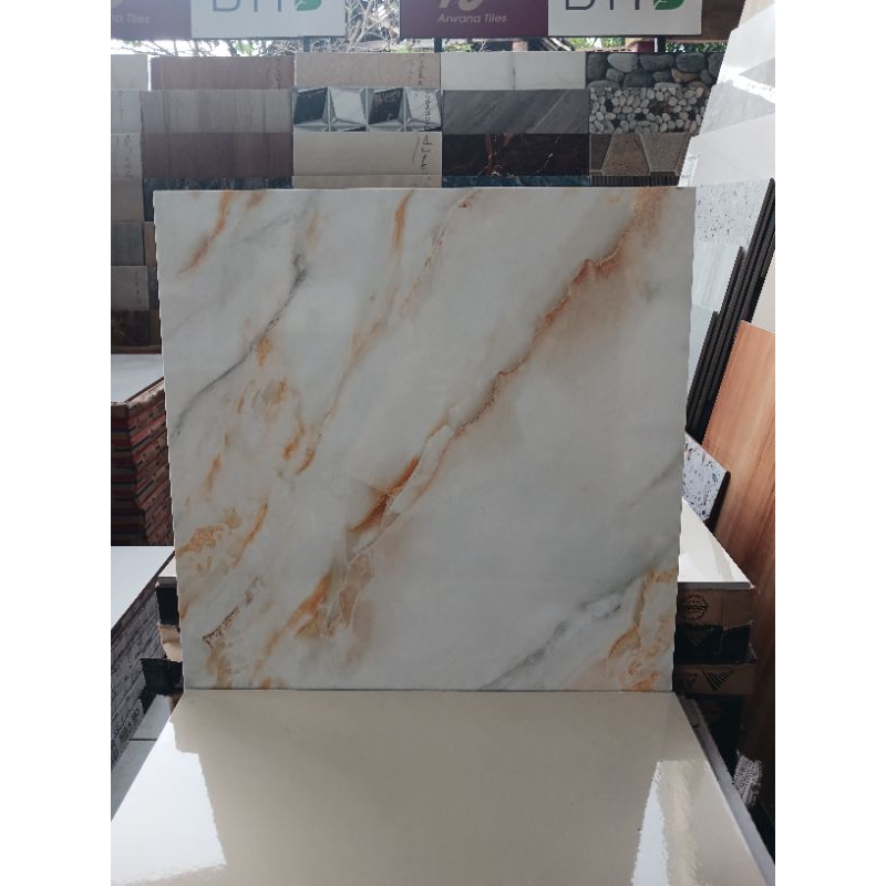 Jual Keramik Cutting Ukuran 50x50 Menza Beige Merk Uno Semi Granit ...