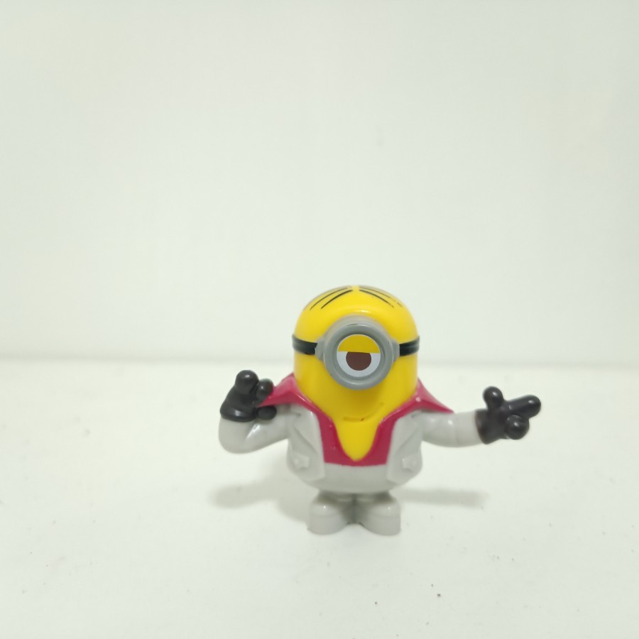 Jual Despicable Me Minion Rise Of Gru 70s Minions Rare Item McD UK ...