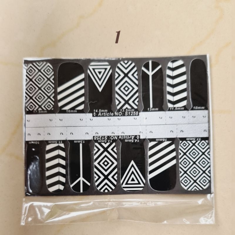 Jual Nail Stickers/Sticker Stiker Kuku Monokrom Hitam-Putih Black and ...
