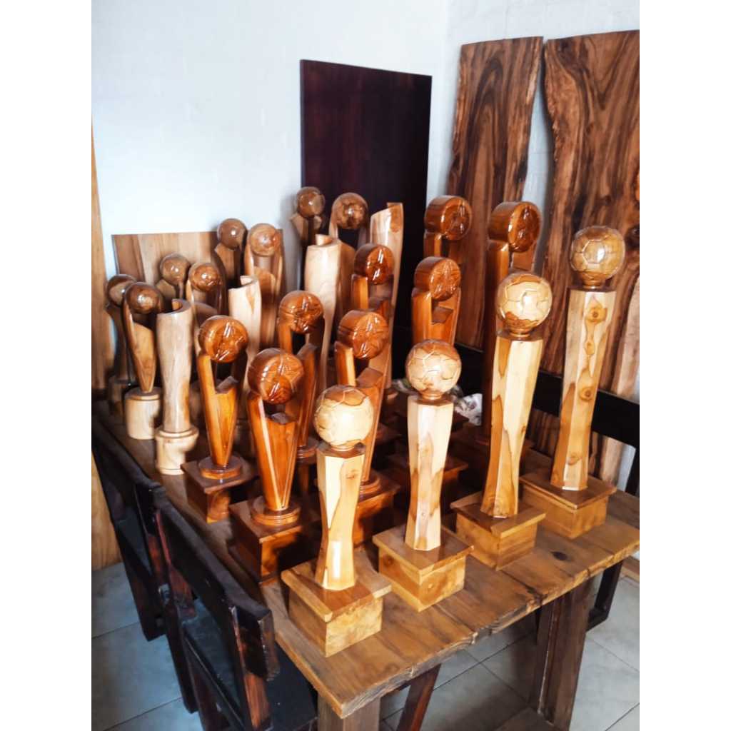 Jual Piala Kayu Unik Custom DDAW | Shopee Indonesia