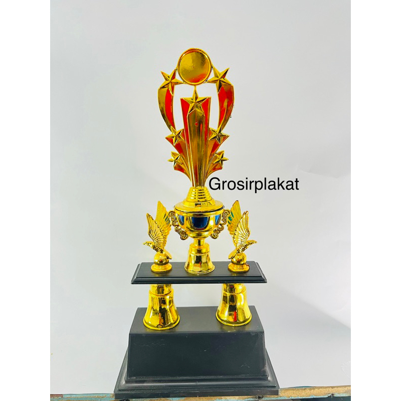 Jual Piala Kaki 2 Tatakan Hitam Cup Kuncup Ukir Piala Murah | Shopee ...
