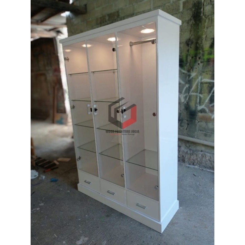 Jual Lemari Display 3pintu / Lemari Hias / Lemari Pajangan | Shopee ...