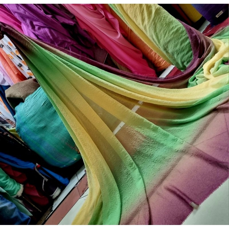 Jual Kain Sifon Silk Gradasi | Chiffon Silky Gradasi warna | Bahan ...