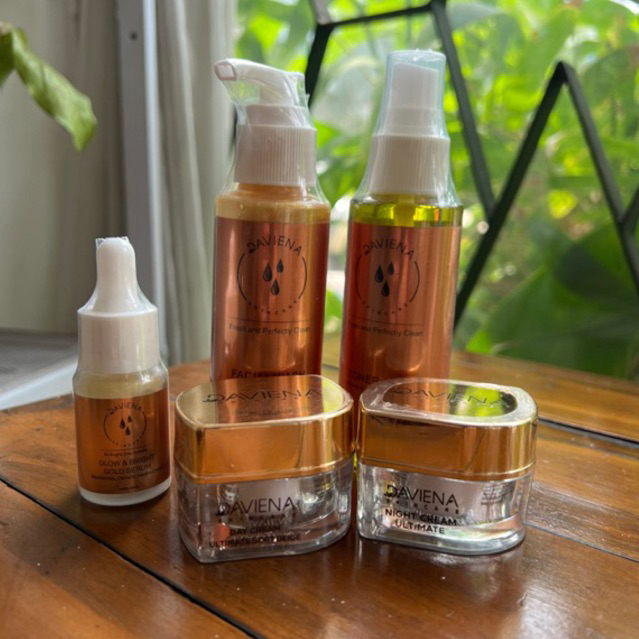 Jual DAVIENA SKINCARE GOLD SERIES | DAVIENA SKIN CARE PAKET GOLD ...