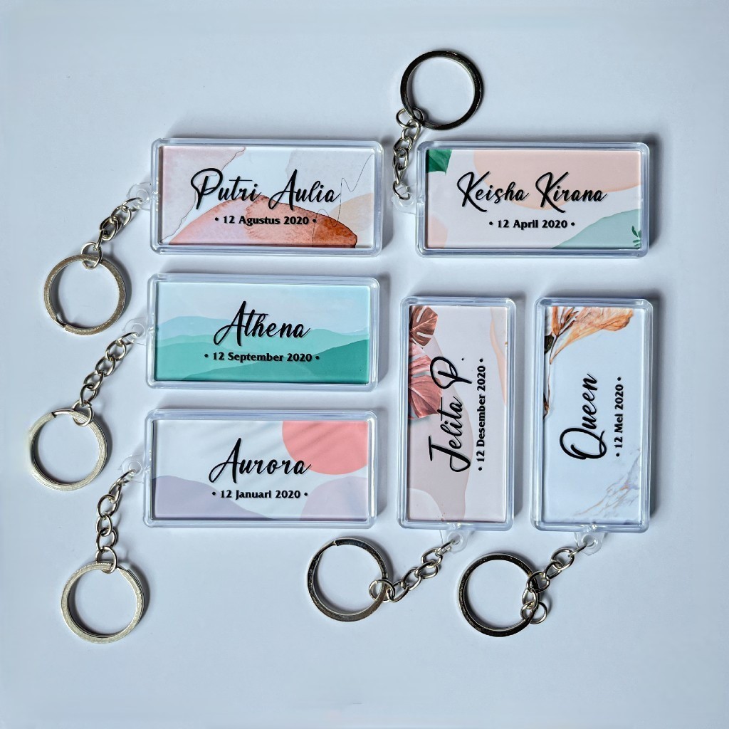 Jual Gantungan Kunci Akrilik Custom Nama B1 | Shopee Indonesia