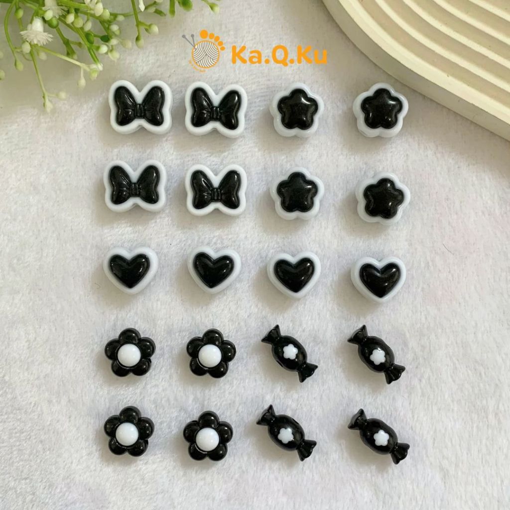 Jual MOTE MANIK AKRILIK DUA WARNA HITAM PUTIH LOVE BULAT BUNGA CANDY ...