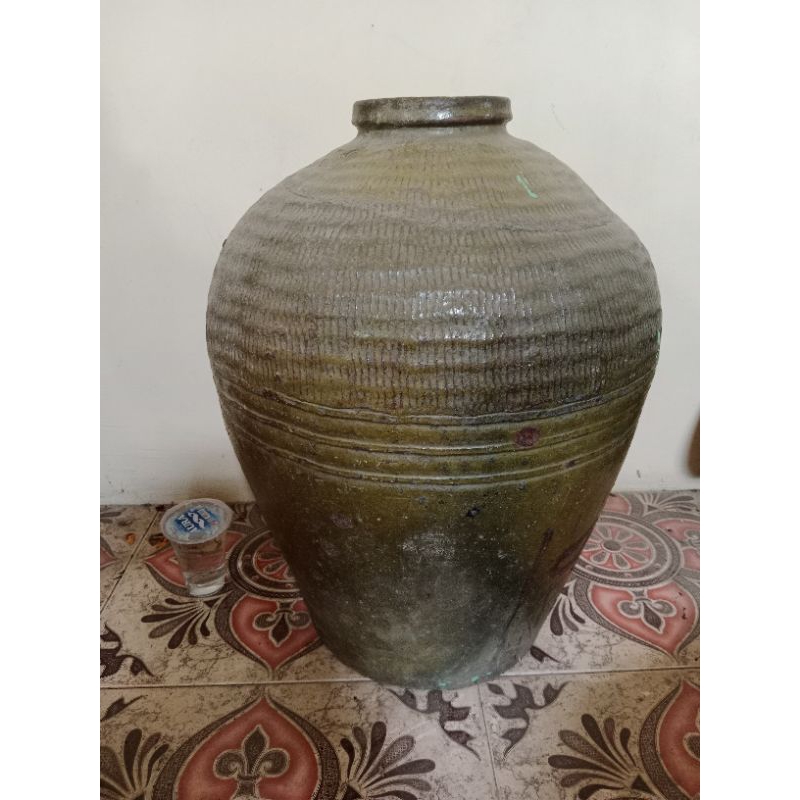 Jual Guci kuno china dinasti Ming bekas kepunyaan kepala suku dayak t ...