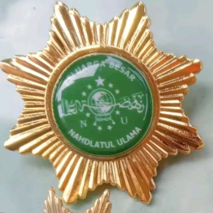 Jual pin bintang depalan logo custom | Shopee Indonesia