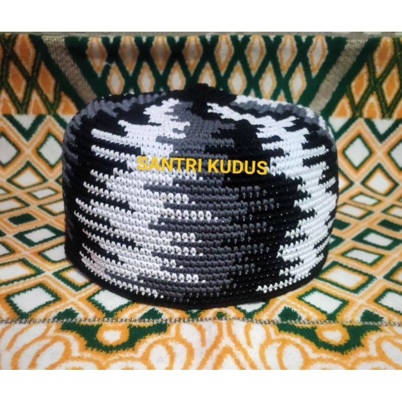 Jual Peci rajut anak sampai dewasa 3 warna motif abstrak | Shopee Indonesia