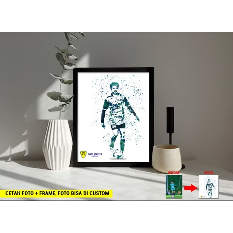 Jual cetak frame foto wall decor sepak bolak custom gambar dan nama ...