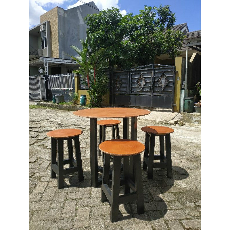 Jual Meja Cafe Resto Set Bulat Minimalis ( 1 meja + 4 kursi ) | Shopee ...