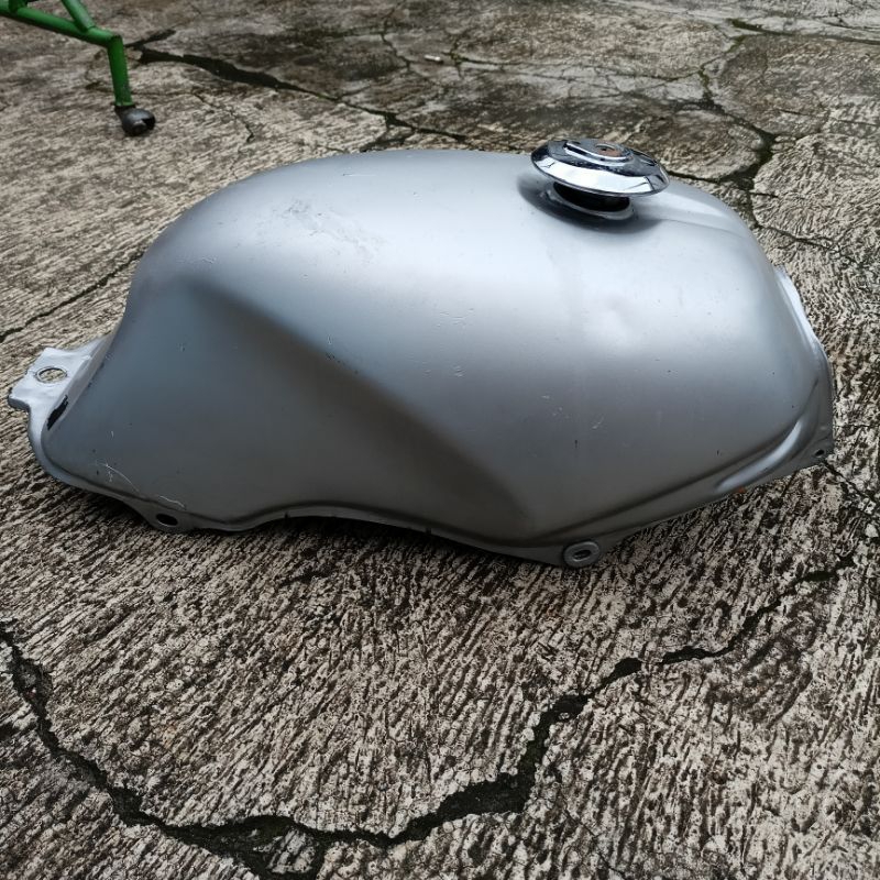 Jual Tangki Tengki Bensin Fuel Honda Tiger 2000 Tilas Tilam Original ...