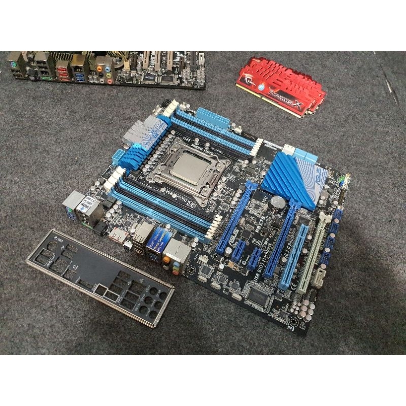 Jual MAINBOARD X79 ASUS P9X79 | Shopee Indonesia