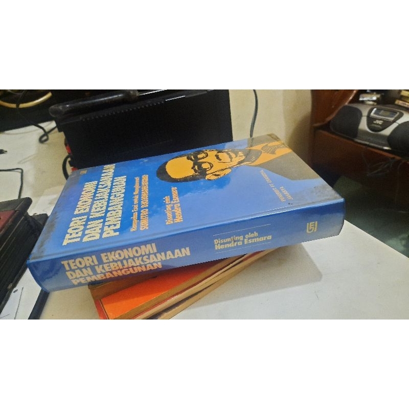 Jual buku sumitro | Shopee Indonesia