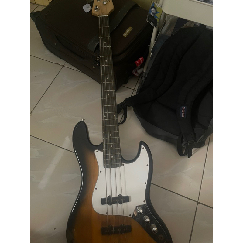Jual Bass Stringer 4 String Second original | Shopee Indonesia