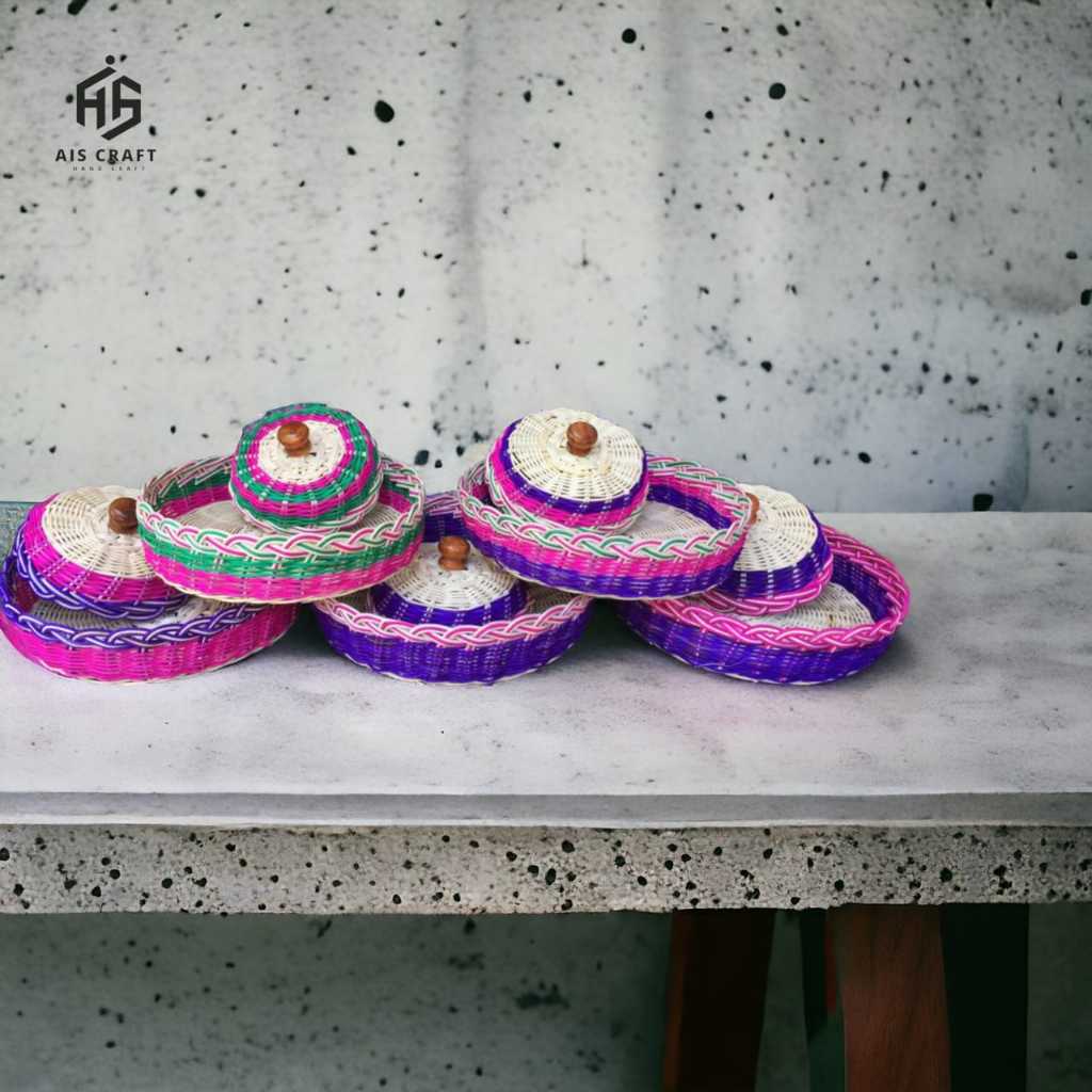 Jual Nampat Tempat Sajen Untuk Budaya Bali - Kerajinan Rotan ...