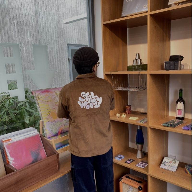 Jual Sai - Still Woozy Brown Work Shirt Boxy Corduroy Boxy Fit | Shopee ...
