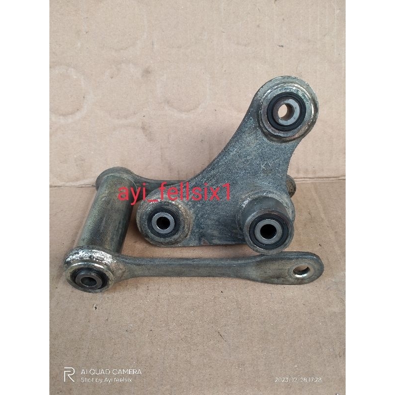 Jual proling unitrek ayunan shock Honda CBR 250R CBU Thailand kyj ...