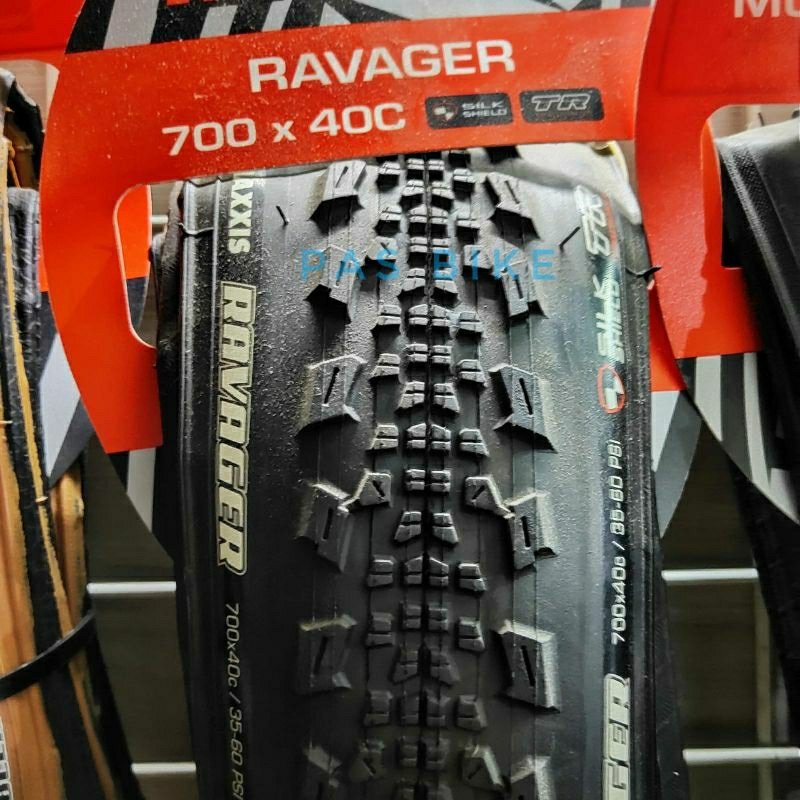 Jual Ban Gravel 700x40 Tubeless Maxxis Ravager Kevlar 700x40c | Shopee Indonesia