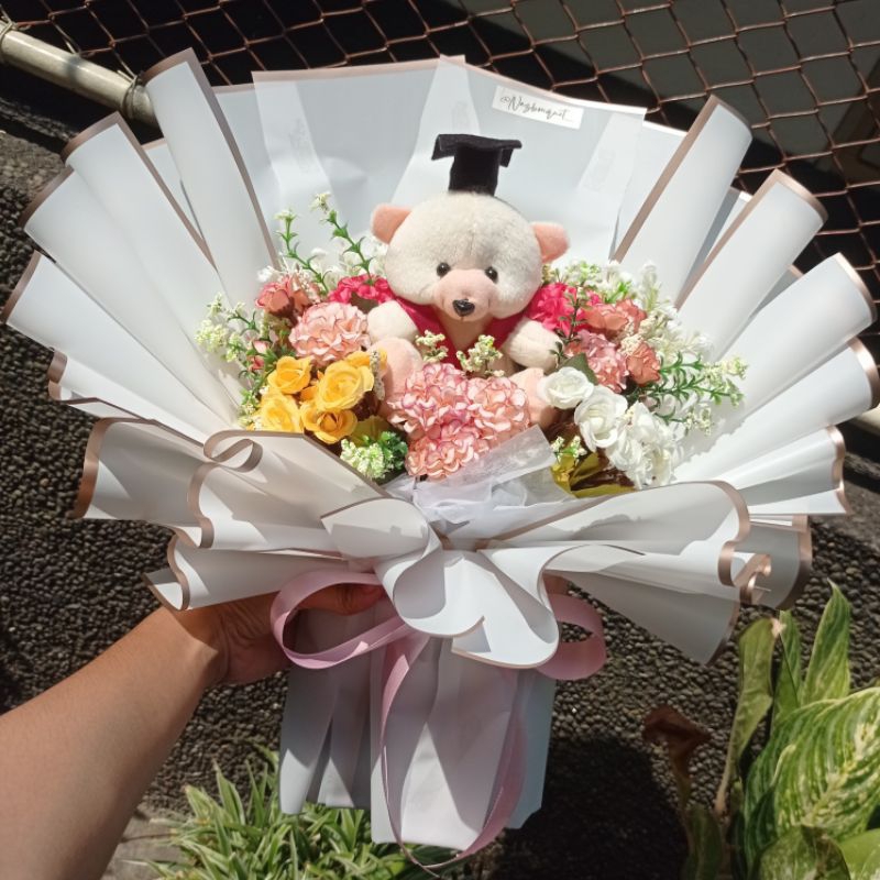 Jual GRADUATION FLOWER BOUQUET | Shopee Indonesia
