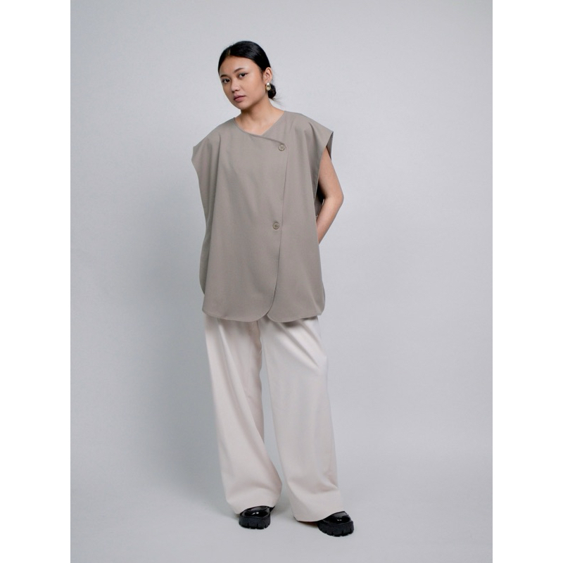 Jual Andfit - Flo Silhouette Vest | Shopee Indonesia