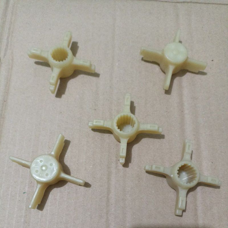 Jual Slinger output Shaft oil atau pompa oli transmisi Toyota Avanza ...