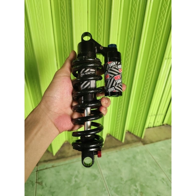 Jual Rearshock rockshox vivid air spring | Shopee Indonesia