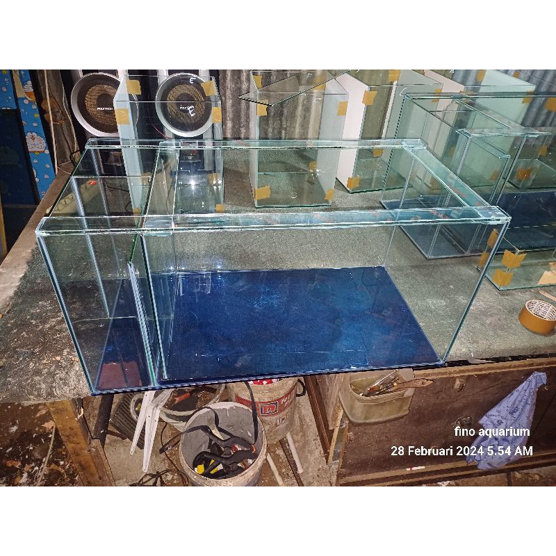 Jual aquarium kaca 80x40x40 filter samping | Shopee Indonesia