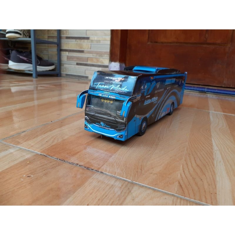 Jual MINIATUR BUS BASURI PUL LAMPU WINSPEKTOR | Shopee Indonesia