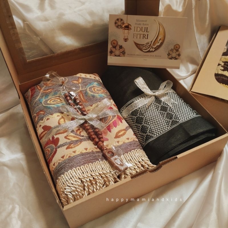 Jual Hampers lebaran sajadah sarung Wadimor / alat solat / hadiah idul ...