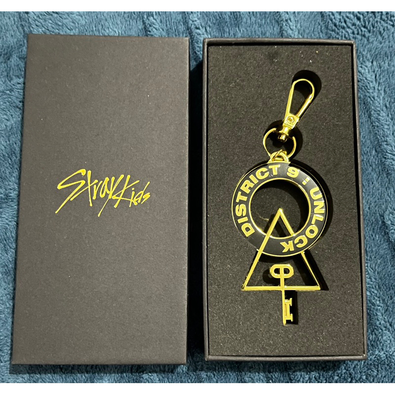 Jual Stray Kids Skz keychain lottery d9 unlock japan | Shopee Indonesia