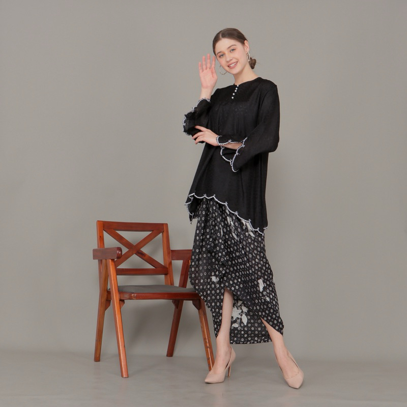 Jual FRASYA BUTIK | Set Ghania Baju Kebaya Blouse Kurung Melayu Batik ...