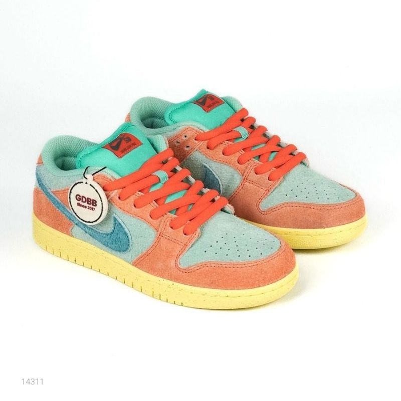 Jual SB Dunk Low Orange and Emerald Rise Orange Emerald Rise Authentic ...