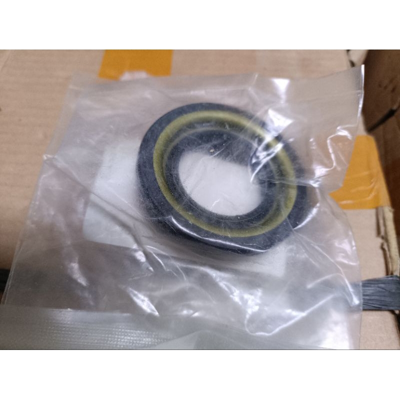 Jual SEAL DRIVE SHAFT SEAL DALAM AS DRIVE ISUZU DMAX MUX 1900 CC 2021 ...