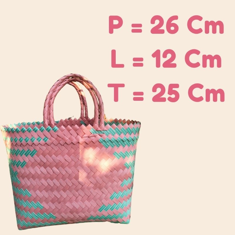 Jual Tas Anyaman Plastik Lurik Ukuran Tanggung ( M ) Ready Stok / Tas ...
