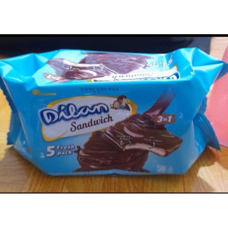 Jual dilan sandwich coklat fresh pack 80gram | Shopee Indonesia