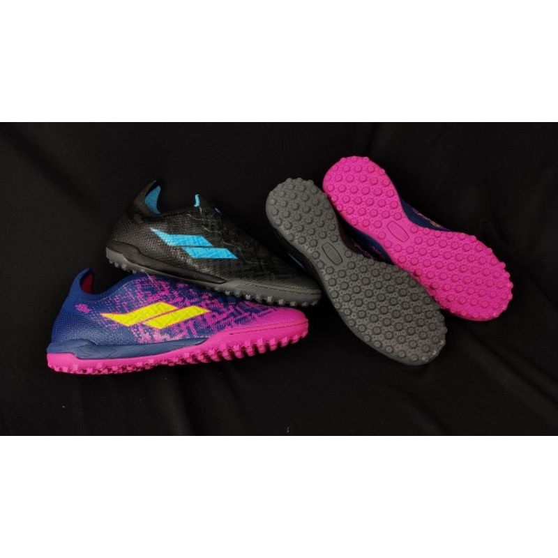 Jual Sepatu Futsal / Mini Soccer - MILLS Xyclops Tribe Turf | Shopee ...